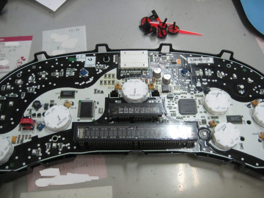 ハマー H2 メーター修理 チェックランプ ステッピングモーター ノックセンサー 暗い 薄い 光らない 基板修理 シフト PRND321 ...